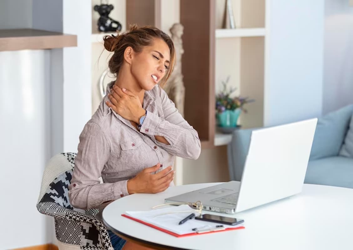 A Look Into Three Types of Incorrect Sitting Positions and Why They Are ...