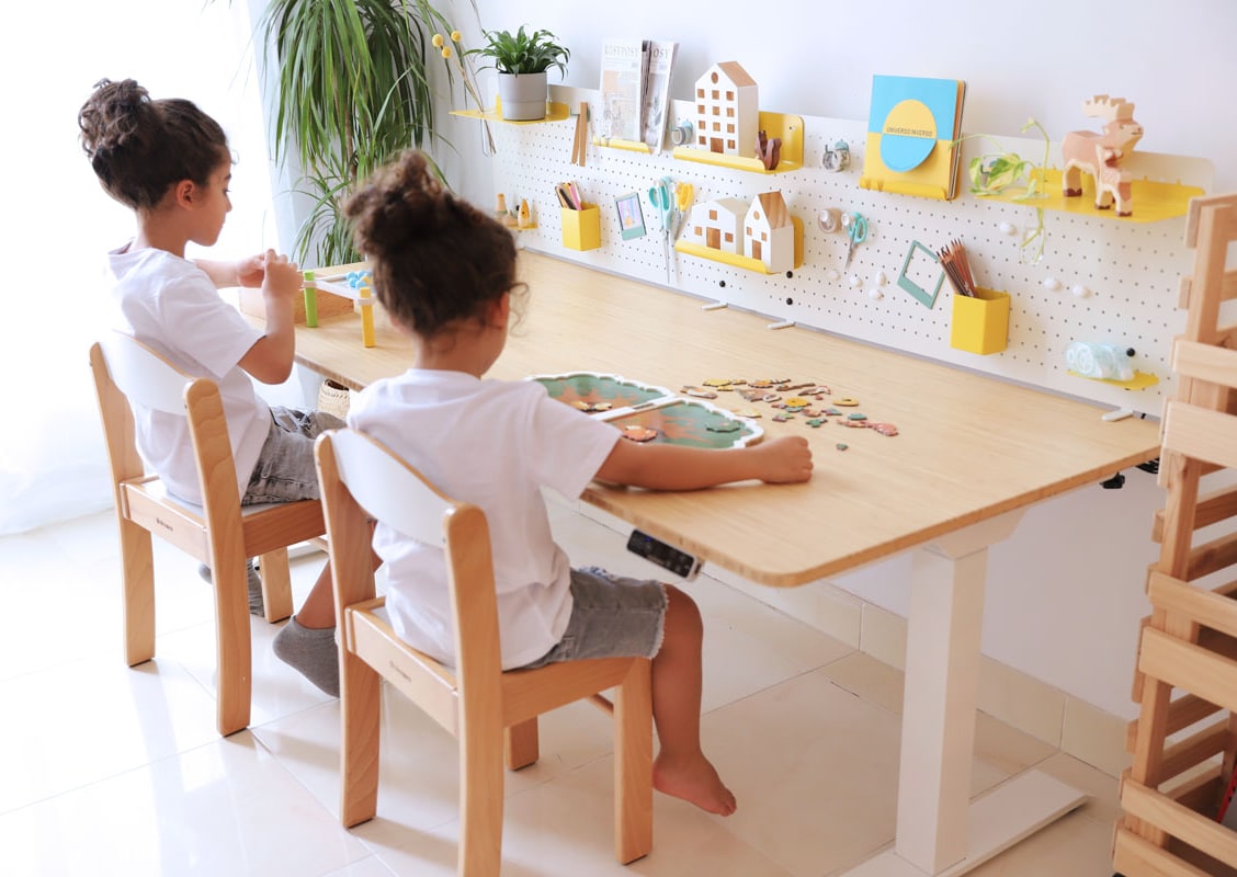 Height Adjustable Children's Desks to Support Effective Learning ...
